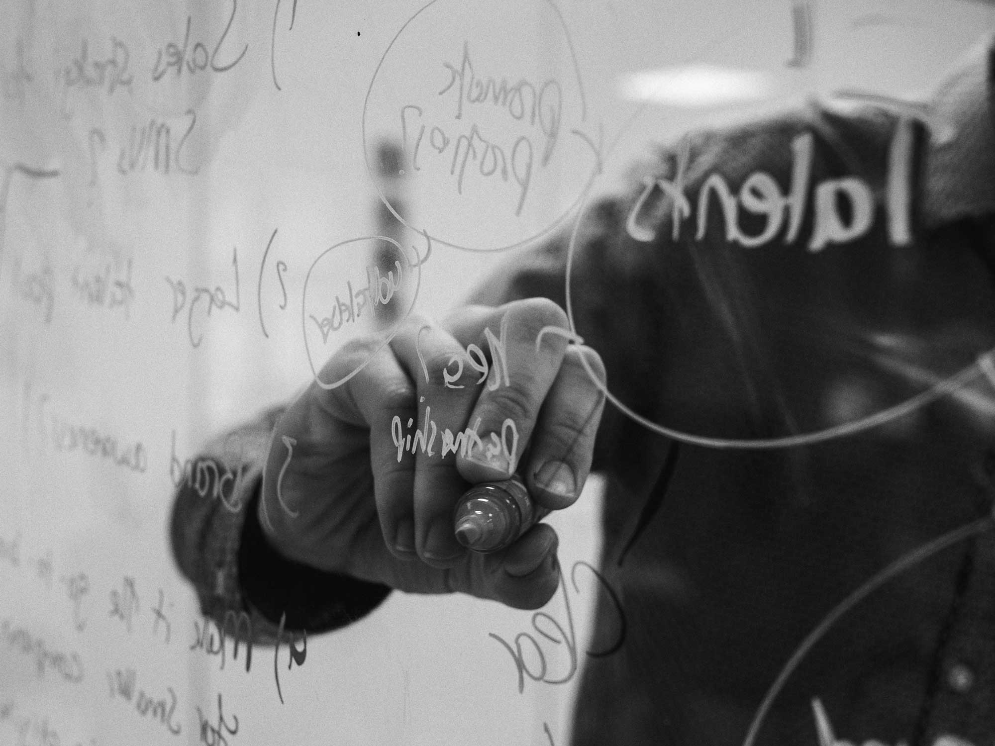 Enosis Consulting • Arthur Kyron